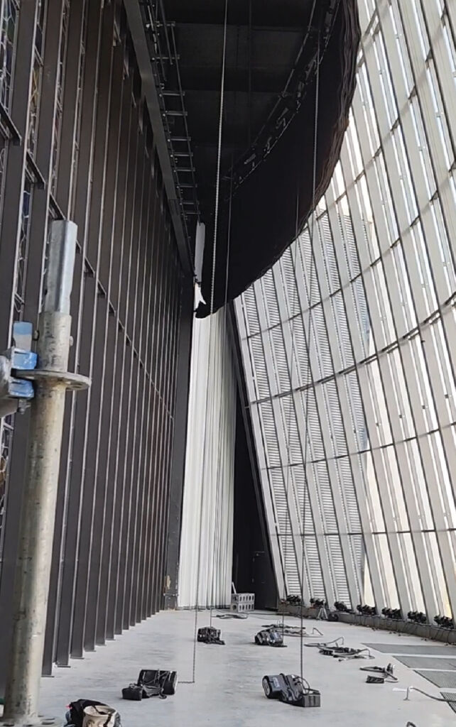 The Top Benefits of a Modular Rigging System | Thern® Stage Equipment